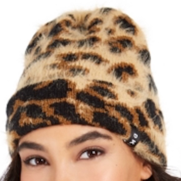 Dkny | Accessories | Dkny Womens Fuzzy Animal Print Knit Beanie Hat ...